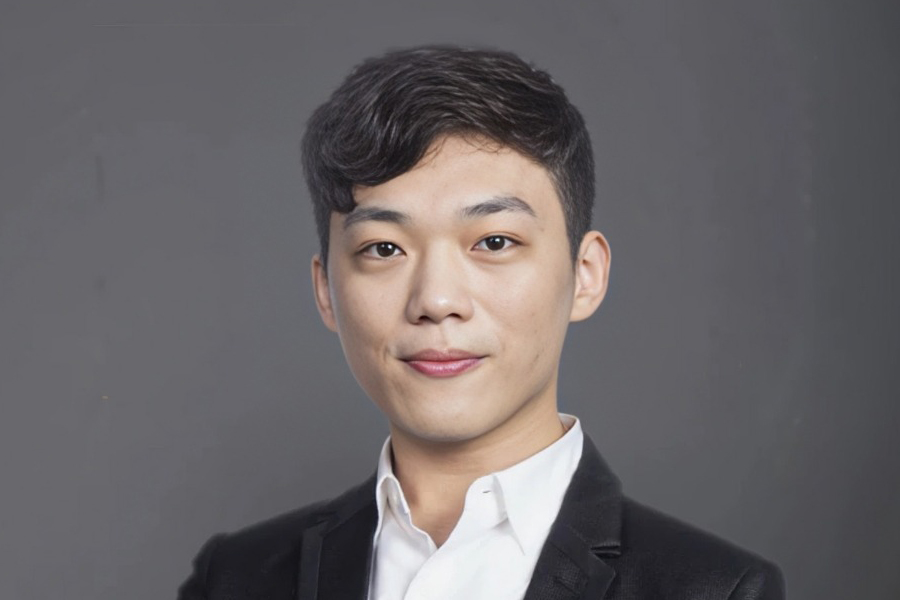 People | Nanomaterials and Electronics Group